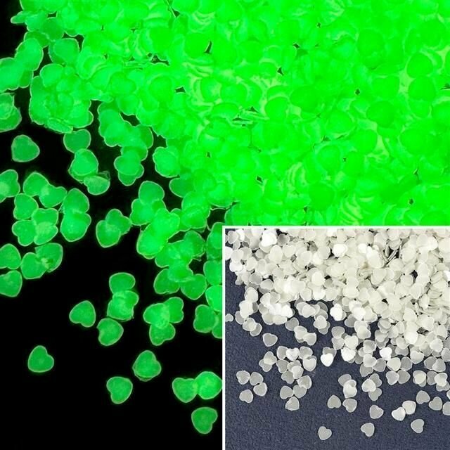 Блестки ( 25 шт. ) сердце светящееся в темноте, люминофор для украшения ногтей, глиттер для декорирования