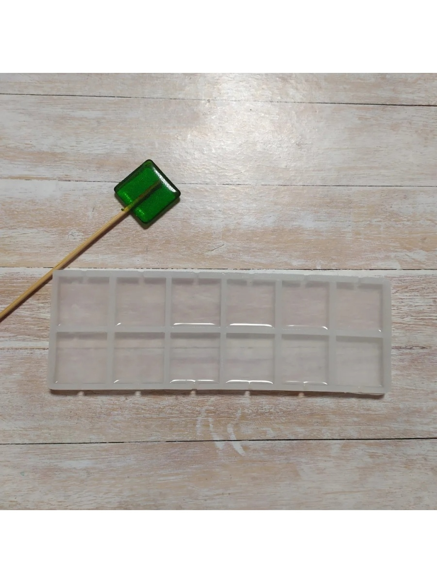 Молд для леденцов квадраты 3 см 12 ячеек