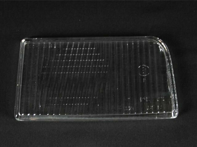 BMW E34 (94-95г) стекло фары противотум правая