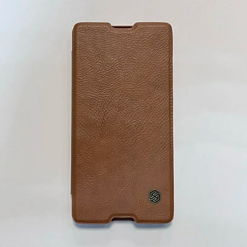 Чехол-книжка для телефона Sony Xperia M5 E5603, коричневого цвета, Nillkin Qin Case
