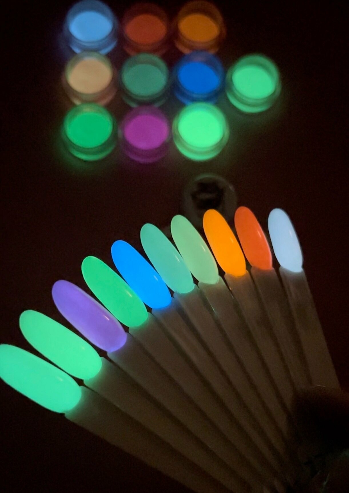 Zoo Nail Art 1825 Пигмент "Лунная медуза" 2 г флуоресцентный