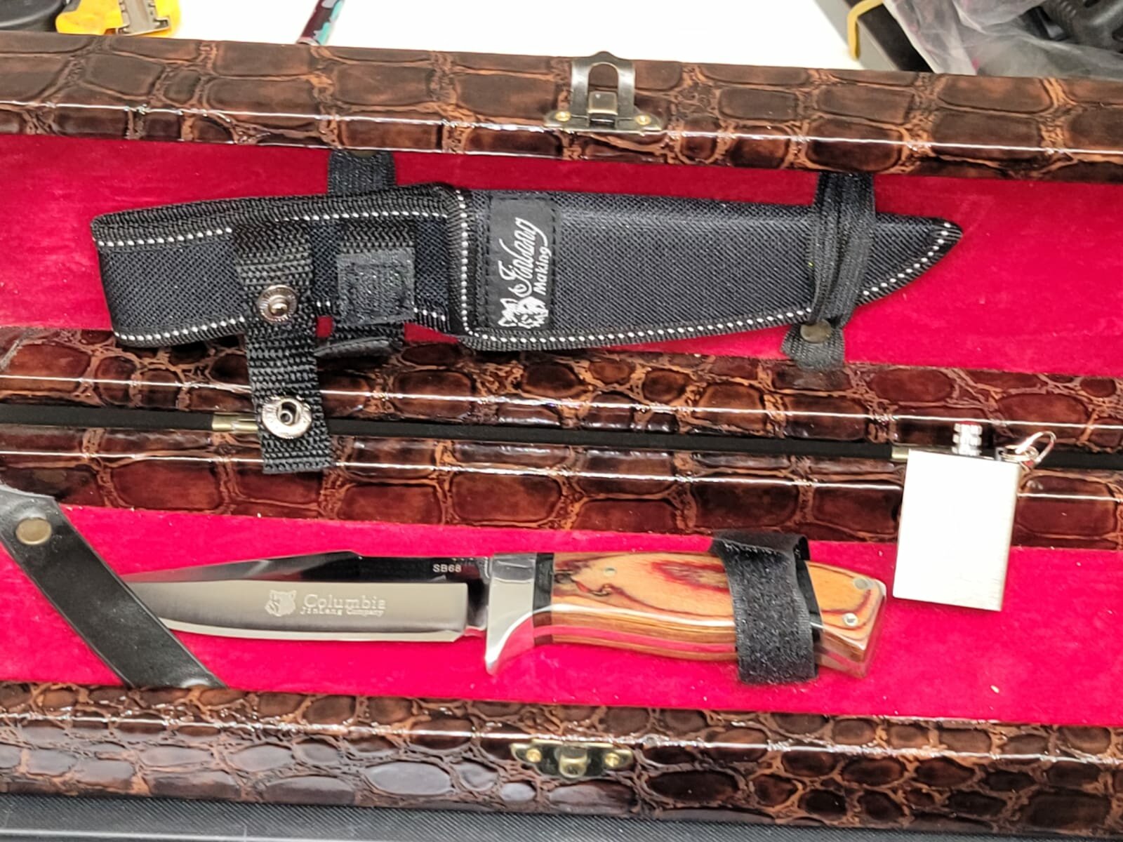 Нож туристический для охоты и рыбалки Columbia SB-68 в чехле ножнах , футляре , ручка-нож в подарок