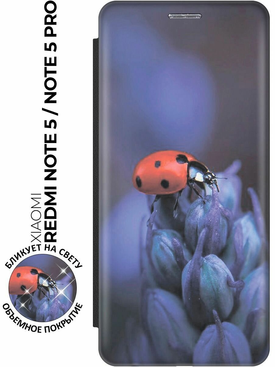 Чехол-книжка Божья коровка на цветке на Xiaomi Redmi Note 5 / Note 5 Pro / Сяоми Редми Ноут 5 / Ноут 5 Про с эффектом блика черный