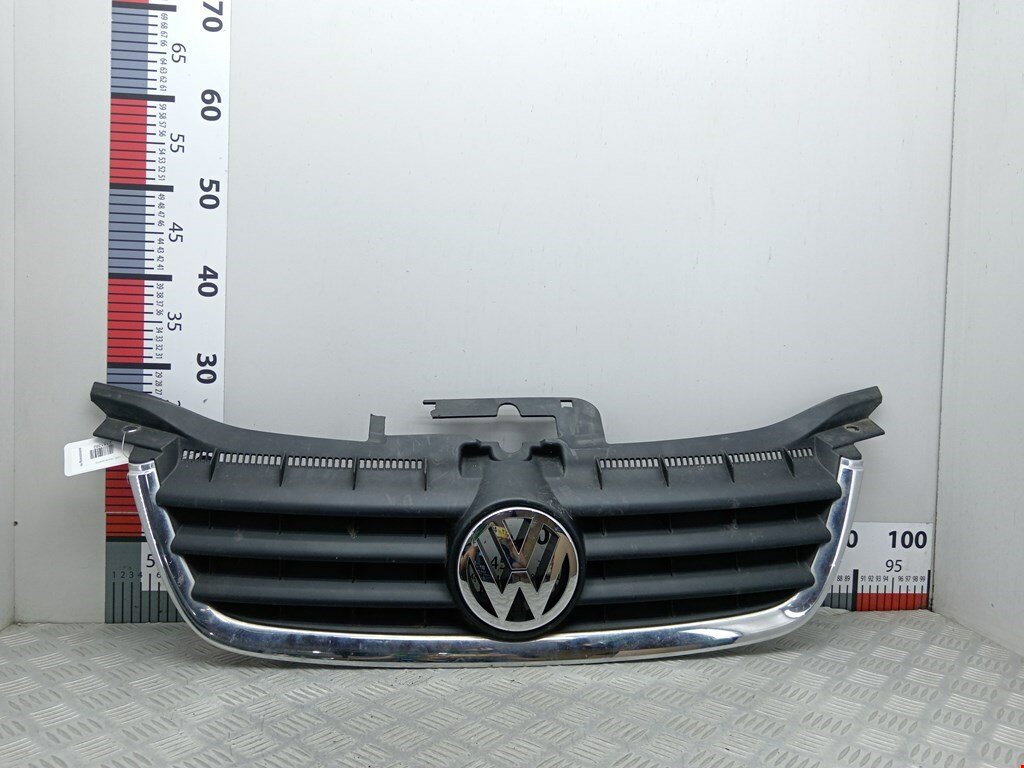 Решетка радиатора Volkswagen Touran 1 1T0853651A арт. 2141382