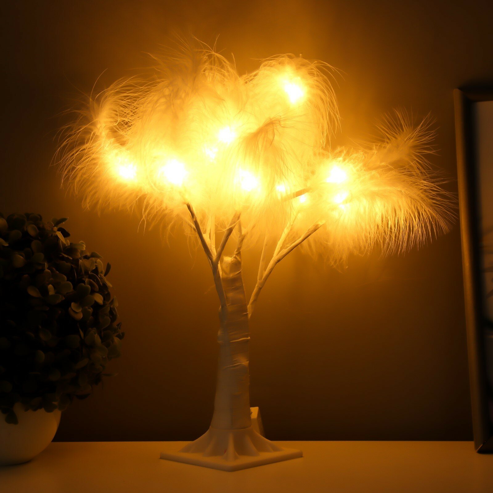 Ночник "Перья" RISALUX, настольный, LED, 220В, провод 1м, цвет белый