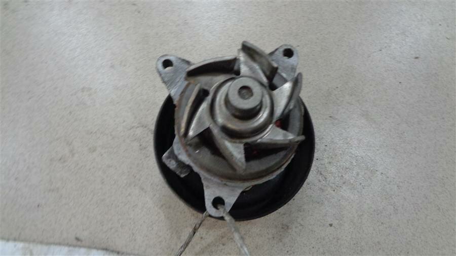 Насос водяной (помпа) от Ford Focus 2 2004-2008