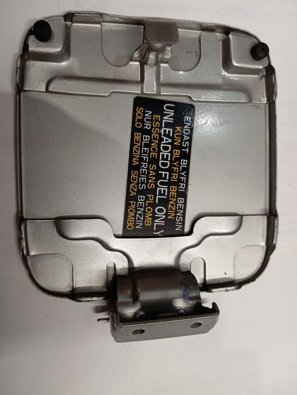 Лючек бензобака хундай старех Н1