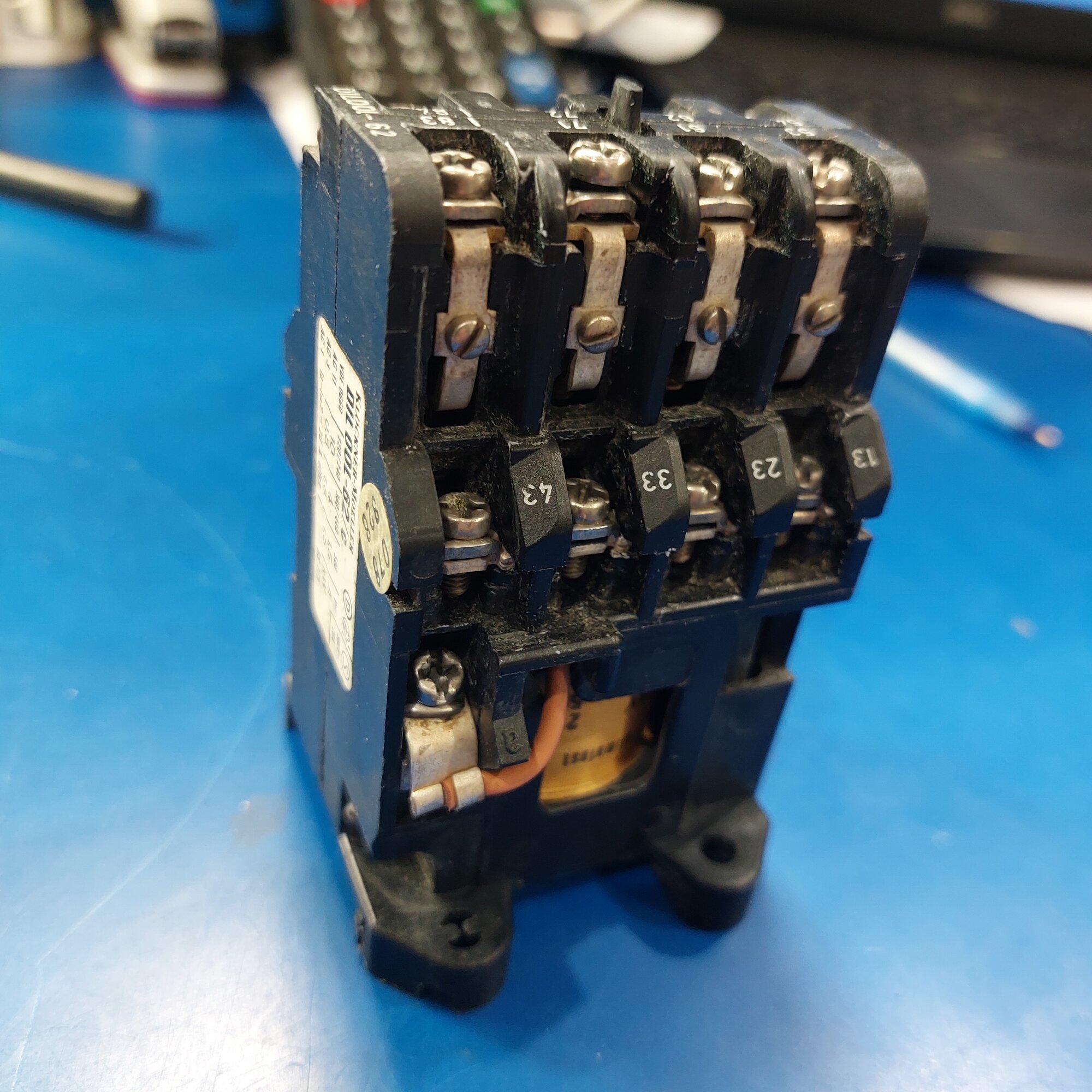 контактор DIL 00L-62\c 20A 1,5kW 380-440V 6NO+2NC Klockner-Moeller катушка 220в оригинал