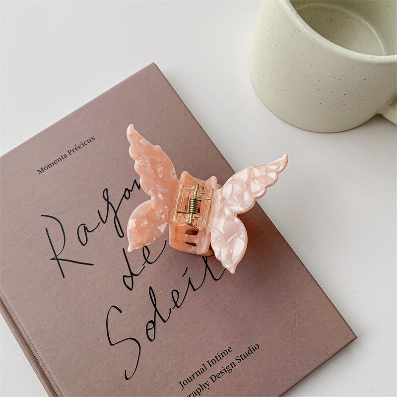 Заколка-бабочка "Французская супер-волшебная", ацетатная, светло-розовая