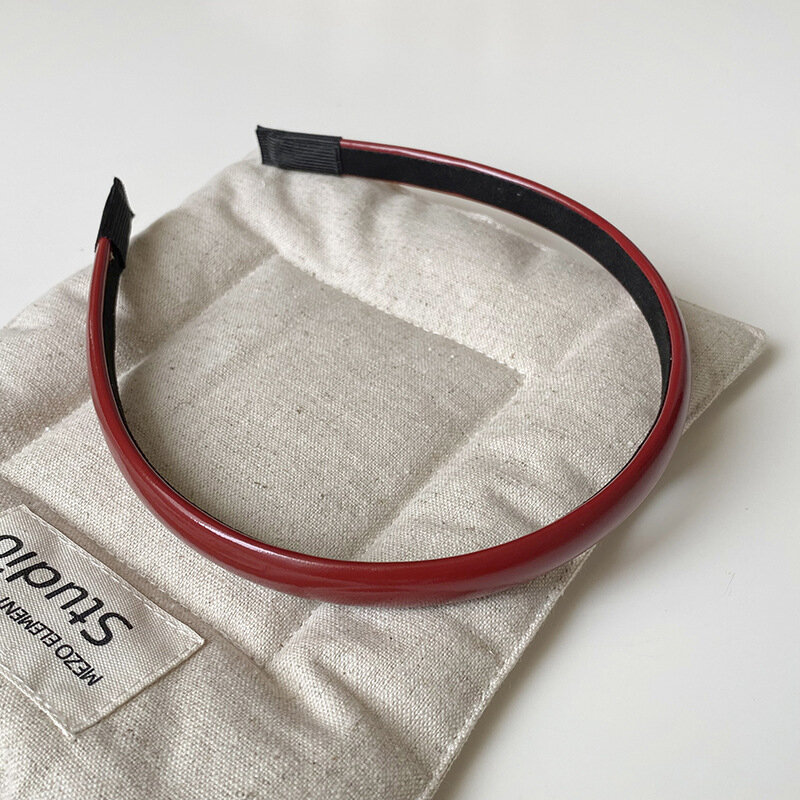 Повязка на голову "2024", красная, кожаная, женская