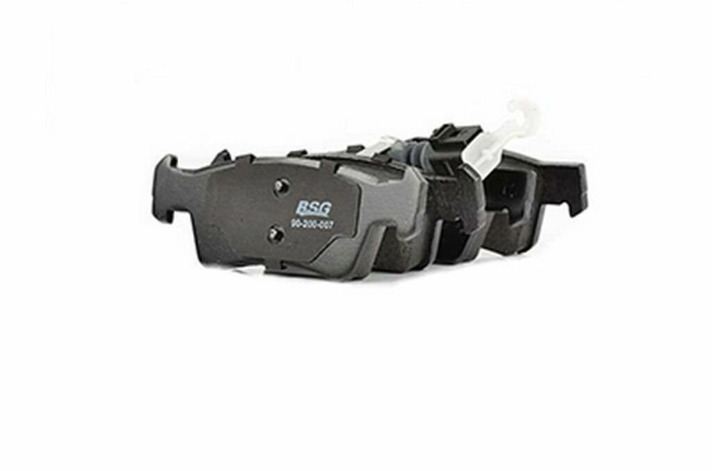 Колодки тормозные передние 4 шт для Фольксваген Гольф, Поло, Пассат арт BSG90200007 BSG AUTO PARTS