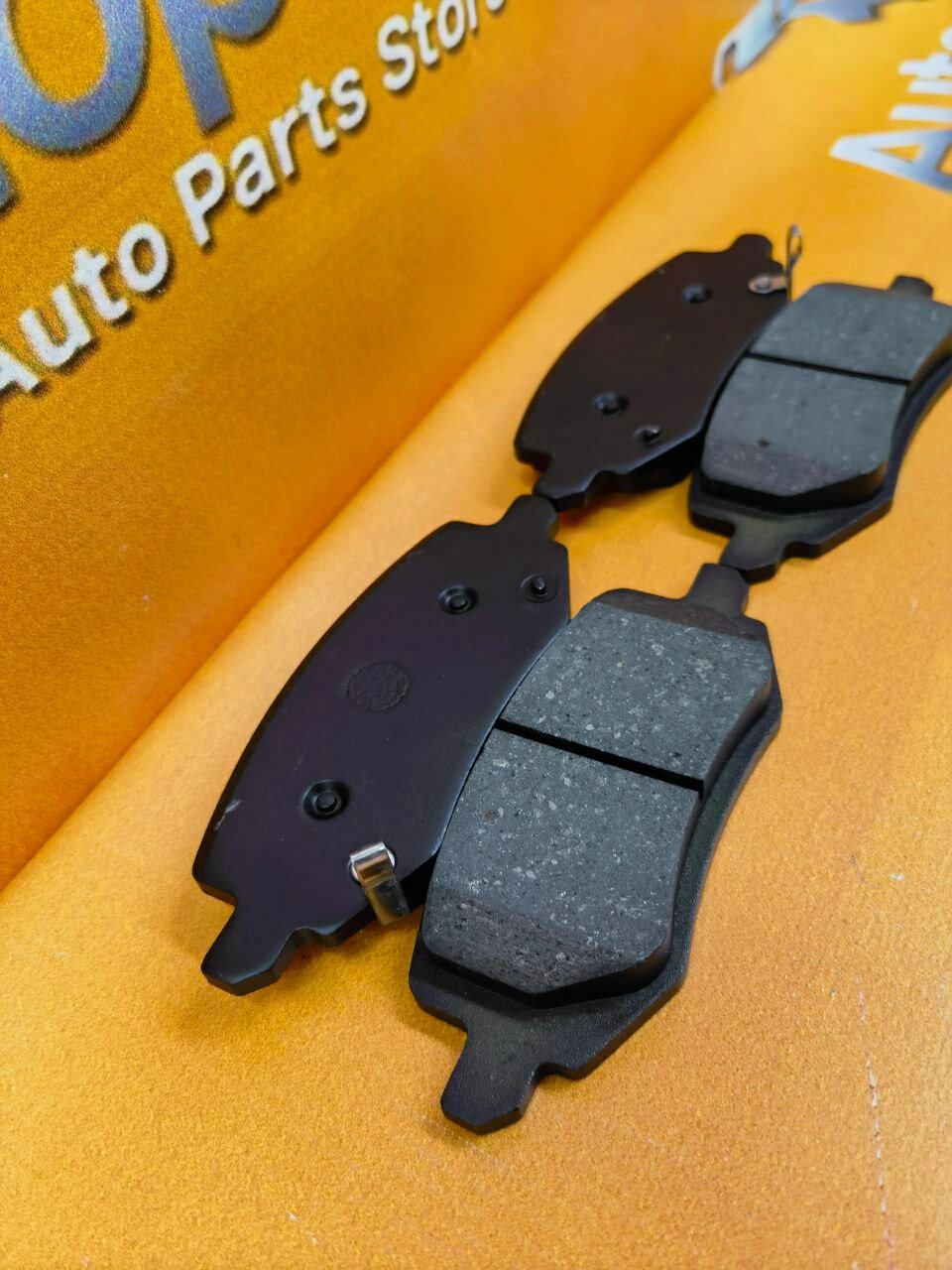 Колодки тормозные задние дисковые оригинал Танк 300 Грейт Волл Поэр GREAT WALL POER