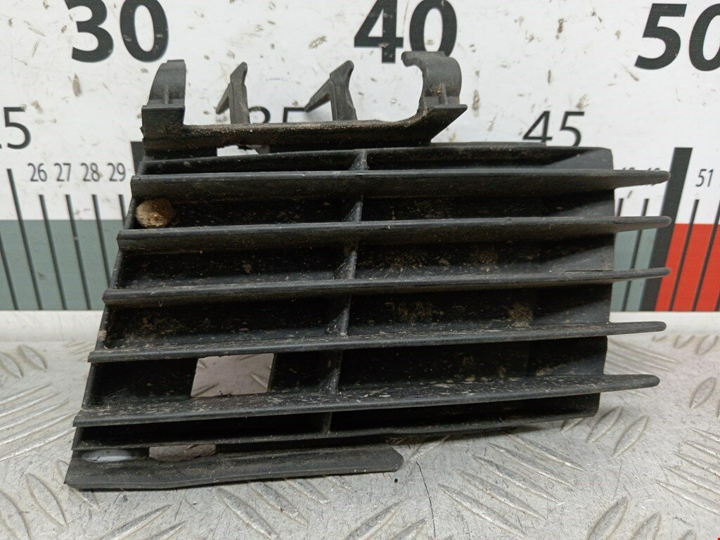 Решетка (заглушка) в бампер левая Opel Vectra C 09186127 арт. 2173802