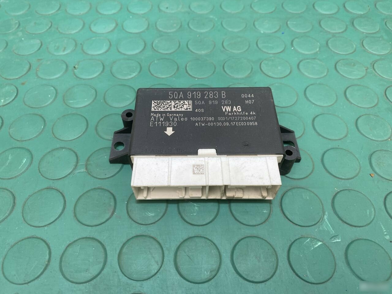 Блок управления парктрониками Skoda Octavia A7 201