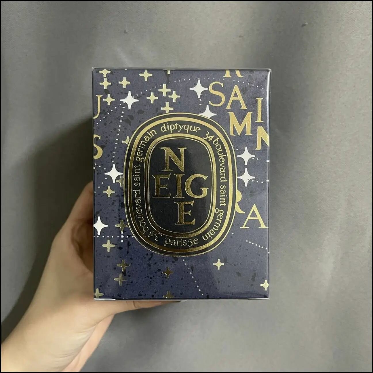 Ароматическая свеча Diptyque Neige 190 г, лимитированная зимняя серия, французский домашний аромат зимняя коллекция лимитированное издание