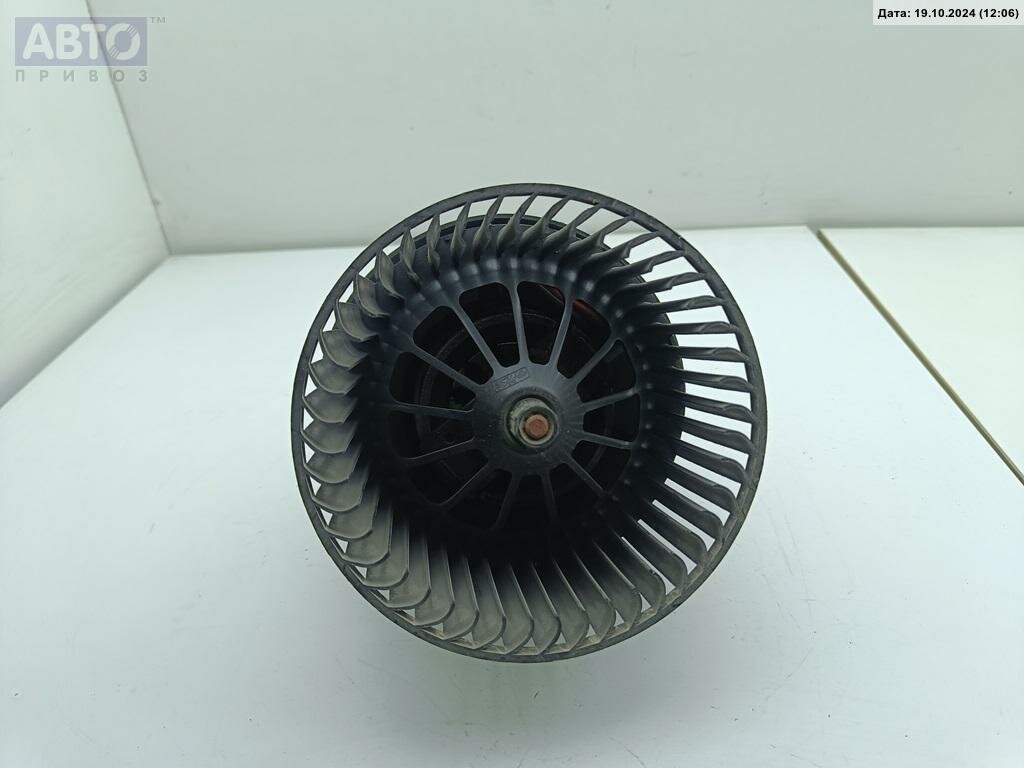 Двигатель отопителя (моторчик печки) Ford Focus 2 (2004-2010)