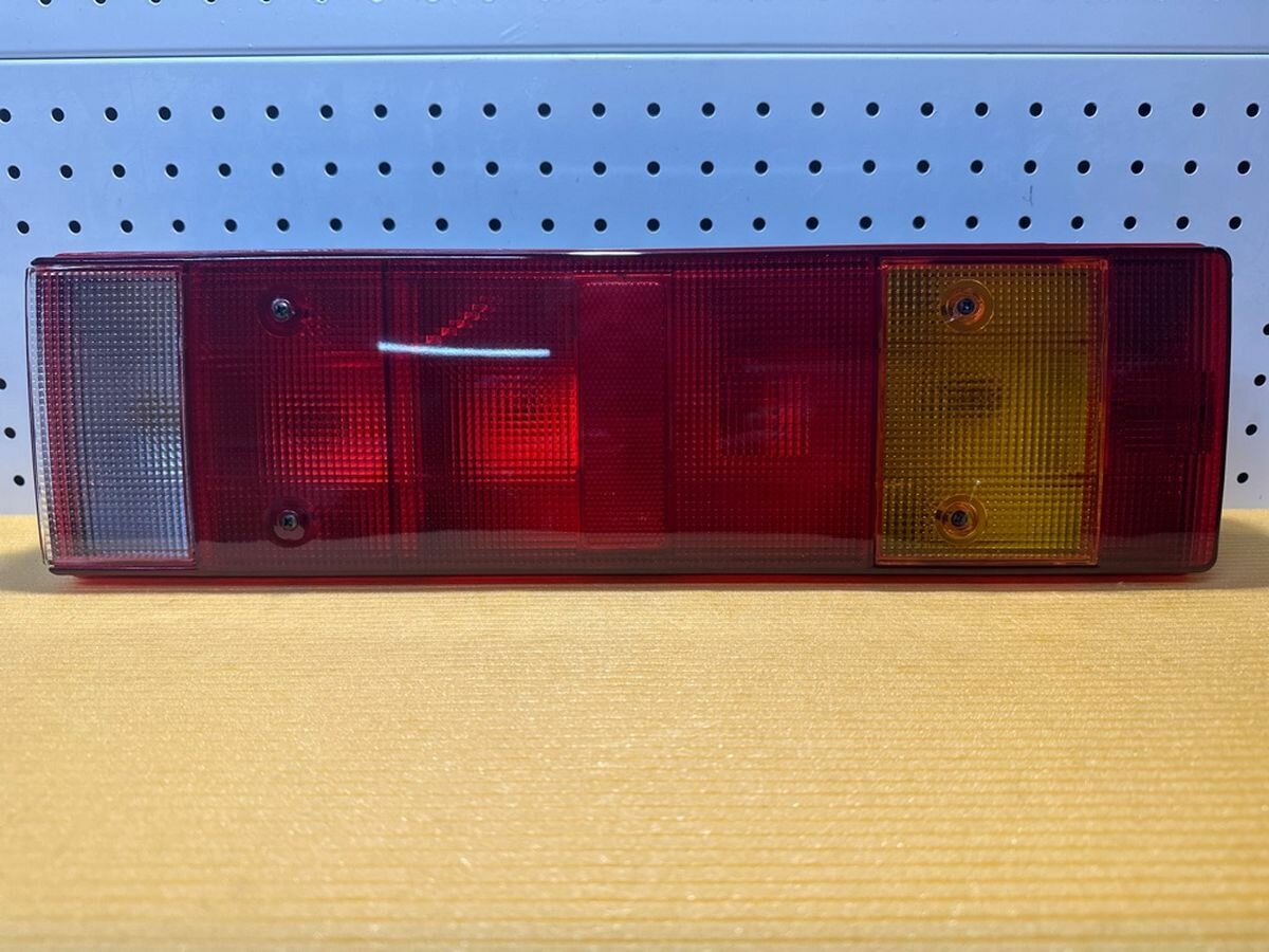 Фонарь задний правый 7 секций (Man Daf Renault)