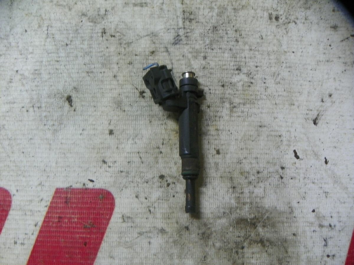 Форсунка инжекторная электрическая Nissan Qashqai I рестайлинг (2010—2013) 166001KT0A