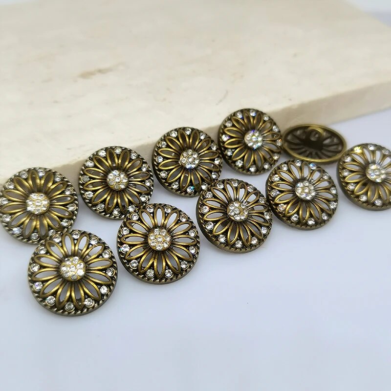 Пуговицы металлические с кристаллами, 23 мм, antique gold, 6 шт
