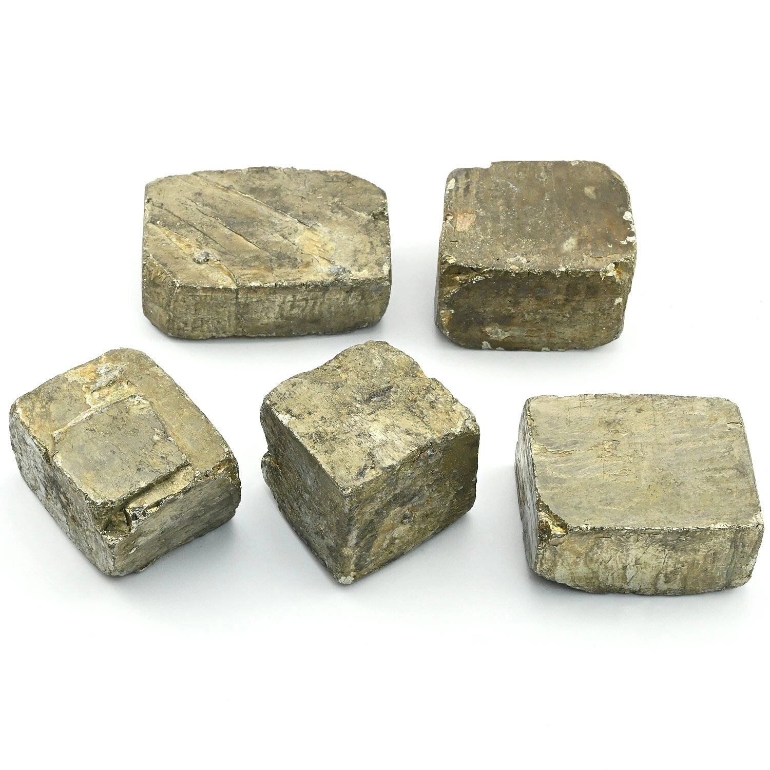 Минерал пирит 41*31*27мм, 150-179г. .