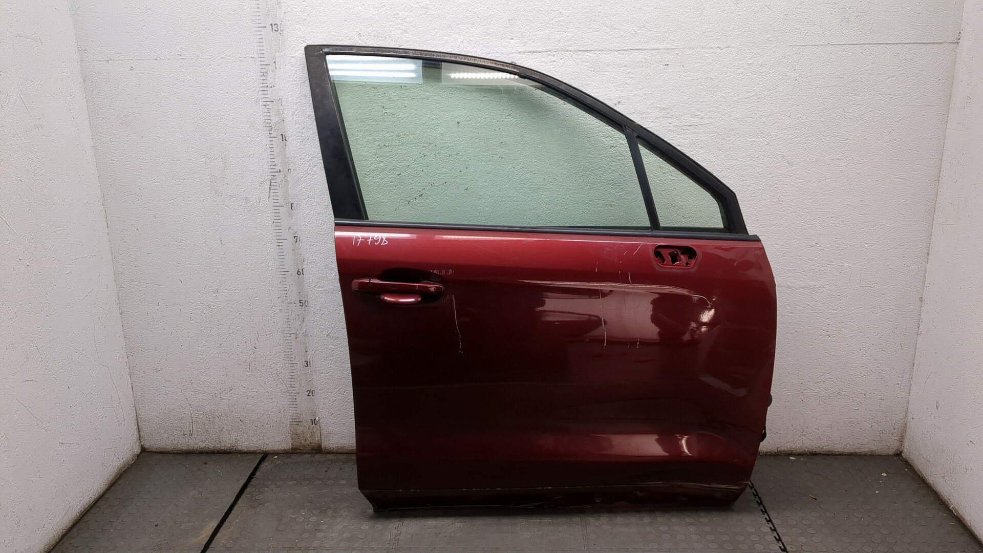 Дверь боковая (легковая) правая передняя Subaru Forester (S13) Б/У