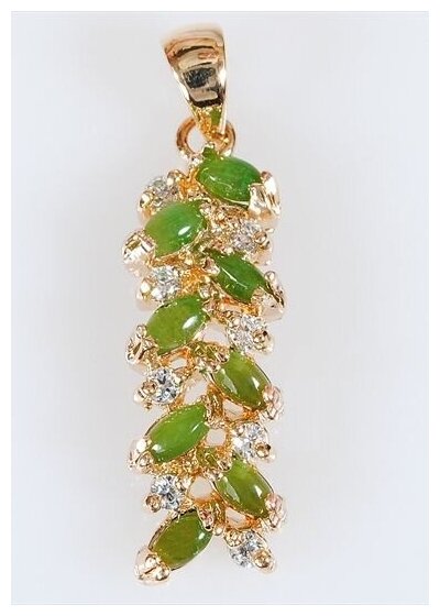 Подвеска, нефрит