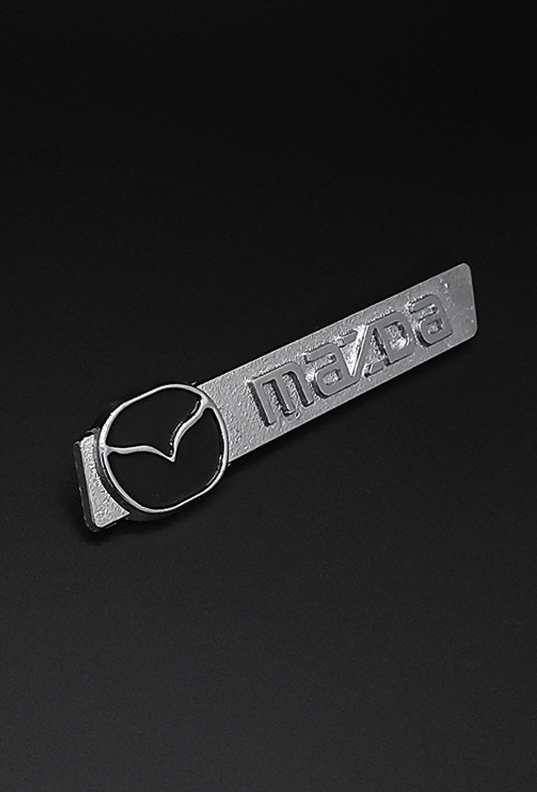 Автолейбл (логотип) MAZDA металлический для автоковриков 2 шт.