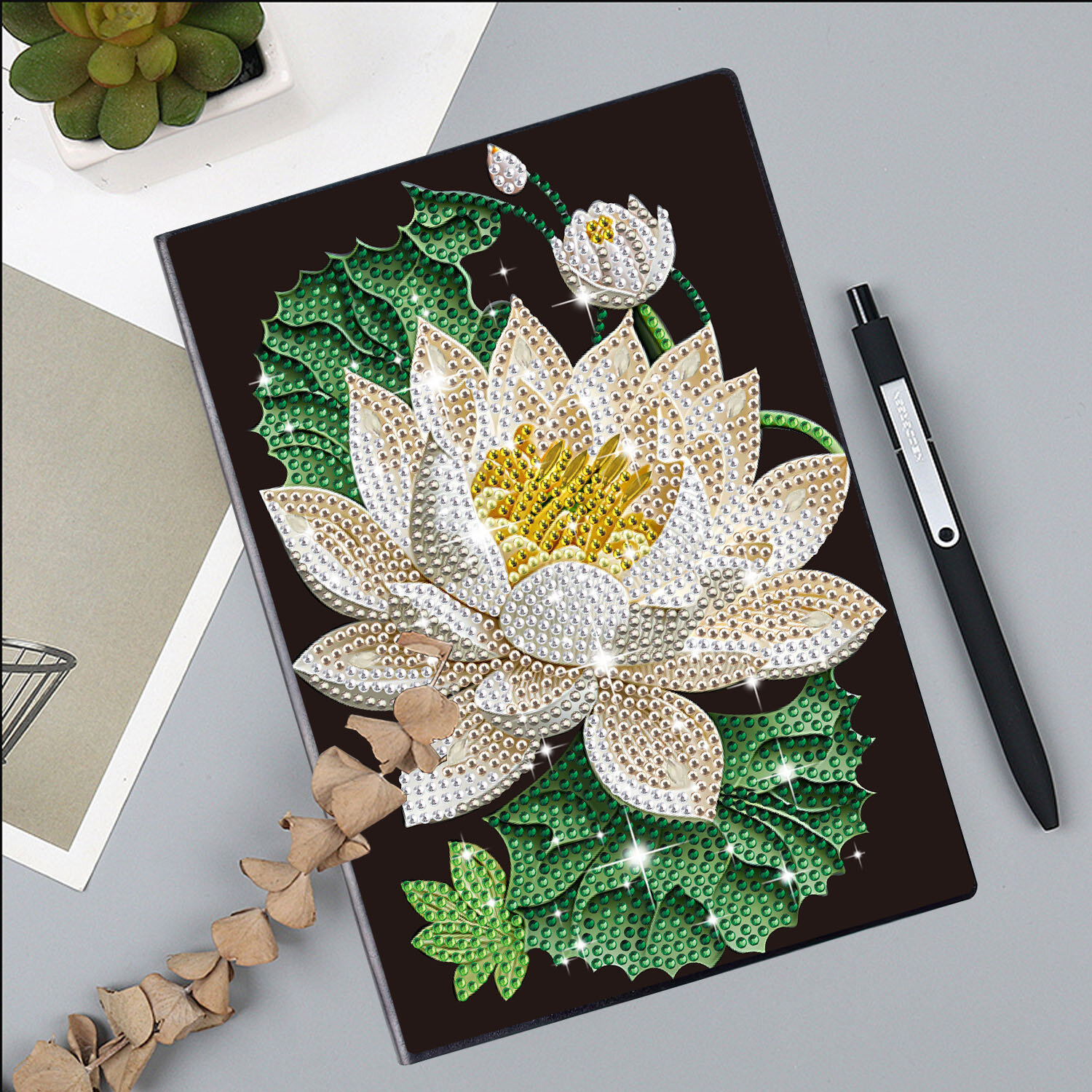 2026 Новейшая детская DIY алмазная наклейка A5 блокнот книга алмазной живописи 2025 Amazon новинка 50 страниц креативная неправильная форма яркий алмаз