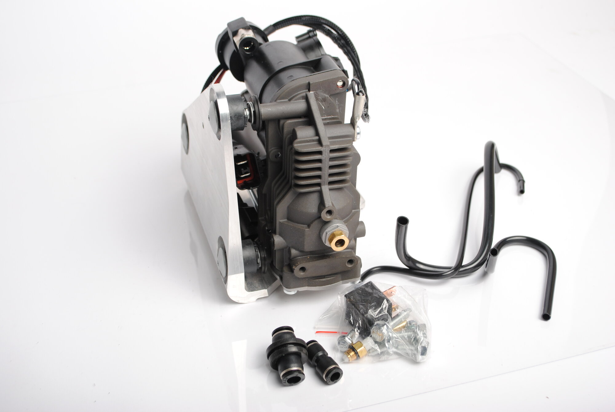 Компрессор пневмоподвески LR045251 Powertec Land Rover