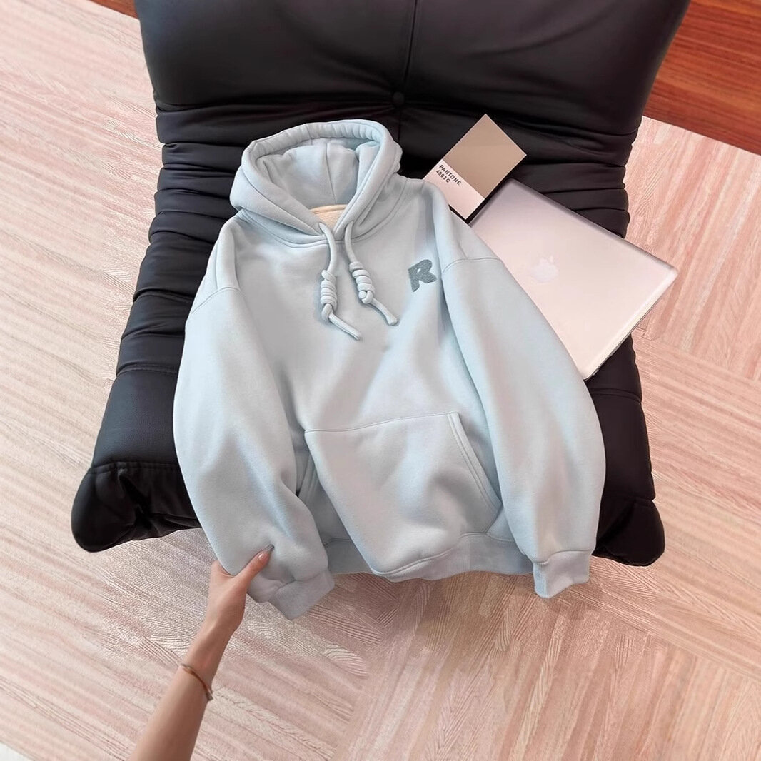 Толстовка спортивная