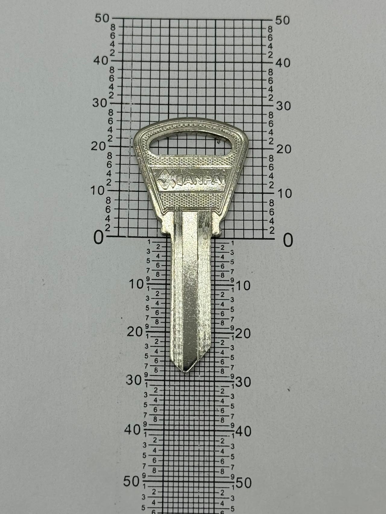 Английские ключиTOM1D_TMS1D_RZA3/RZA1_RUS7L/TMK1_Томск(H-057) 100шт.
