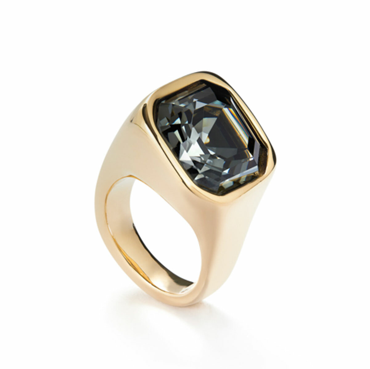 Кольцо, кристалл