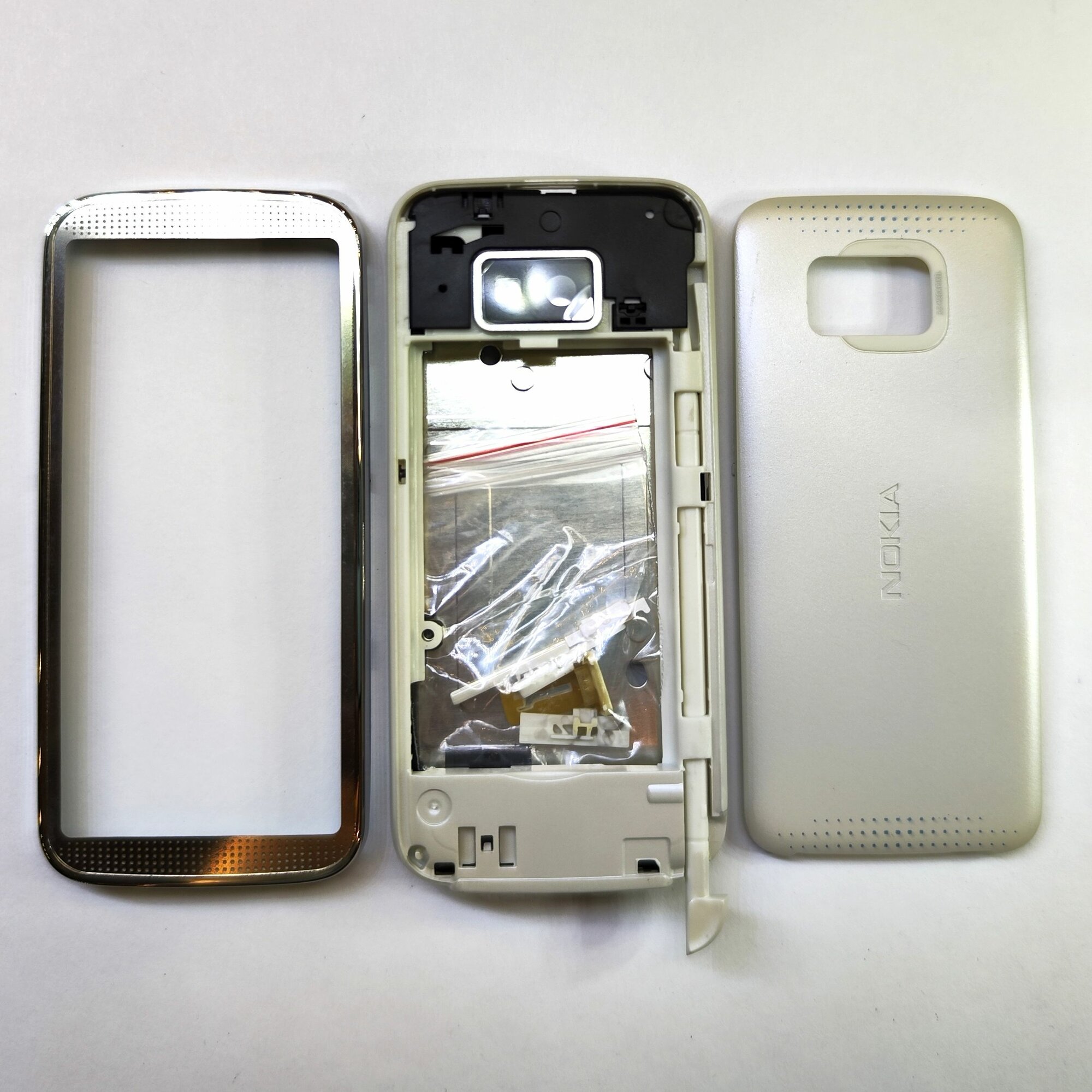 Корпус (панели) для телефона Nokia 5530 белый