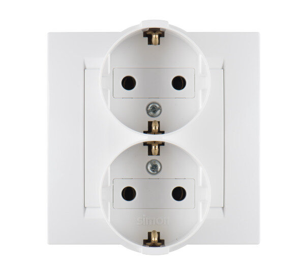 2 шт. Simon 15 Белая Розетка 2-ая с заземлением литая (в сборе с рамкой) 1590459-030