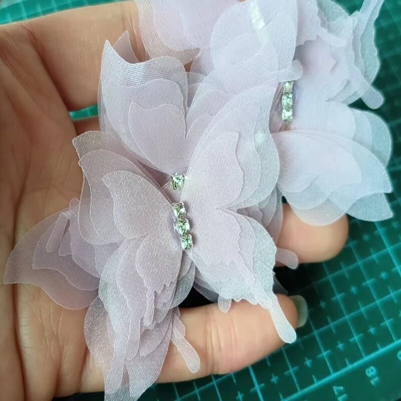 Сиреневые бабочки из органзы 5 см, 100 шт. (C 16)