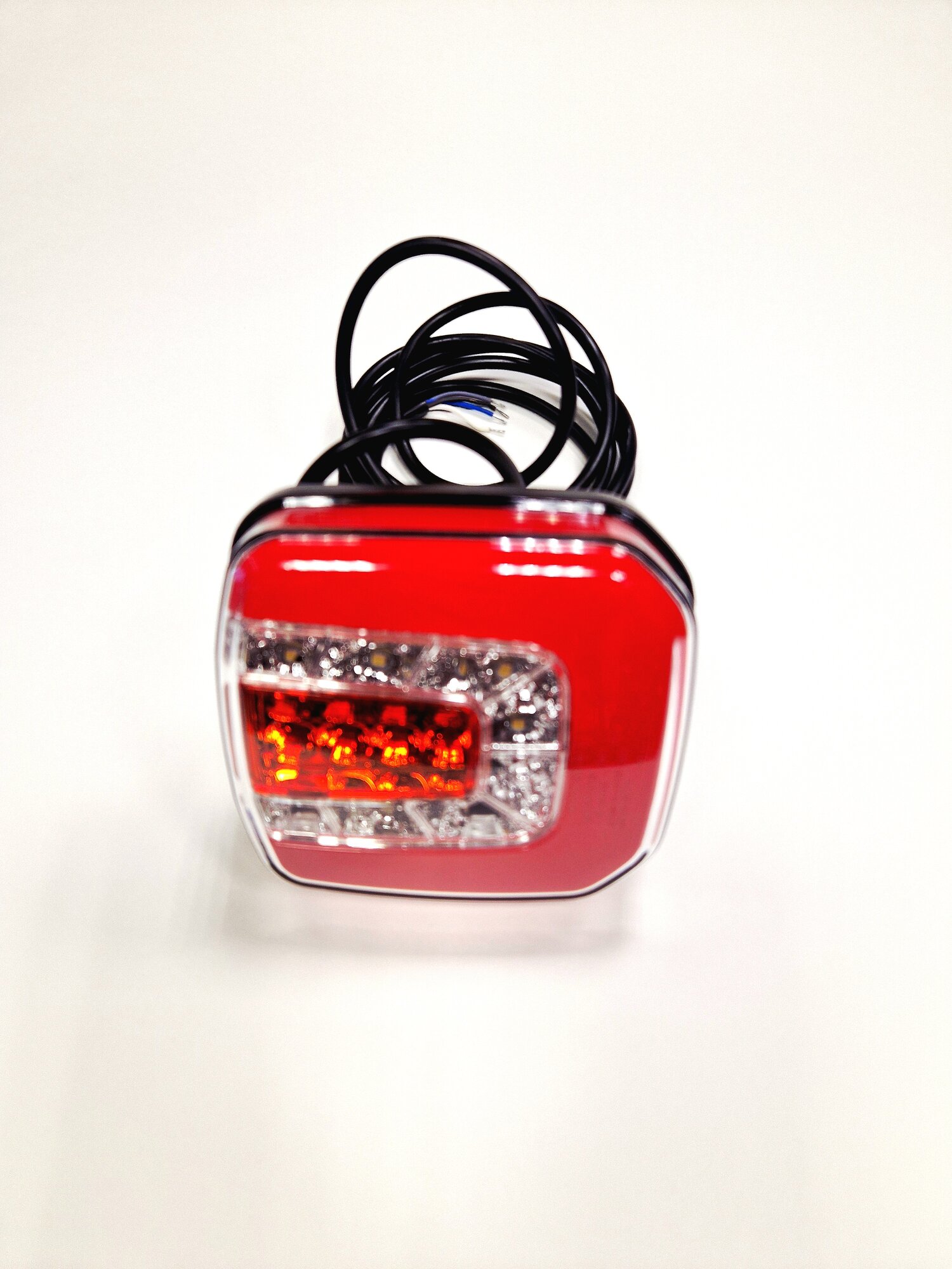 Польский светодиодный задний фонарь WAS 146 12/24 V ,4 Функции: неоновый габарит, противотуманный огонь, задний ход , освещение номерного знака