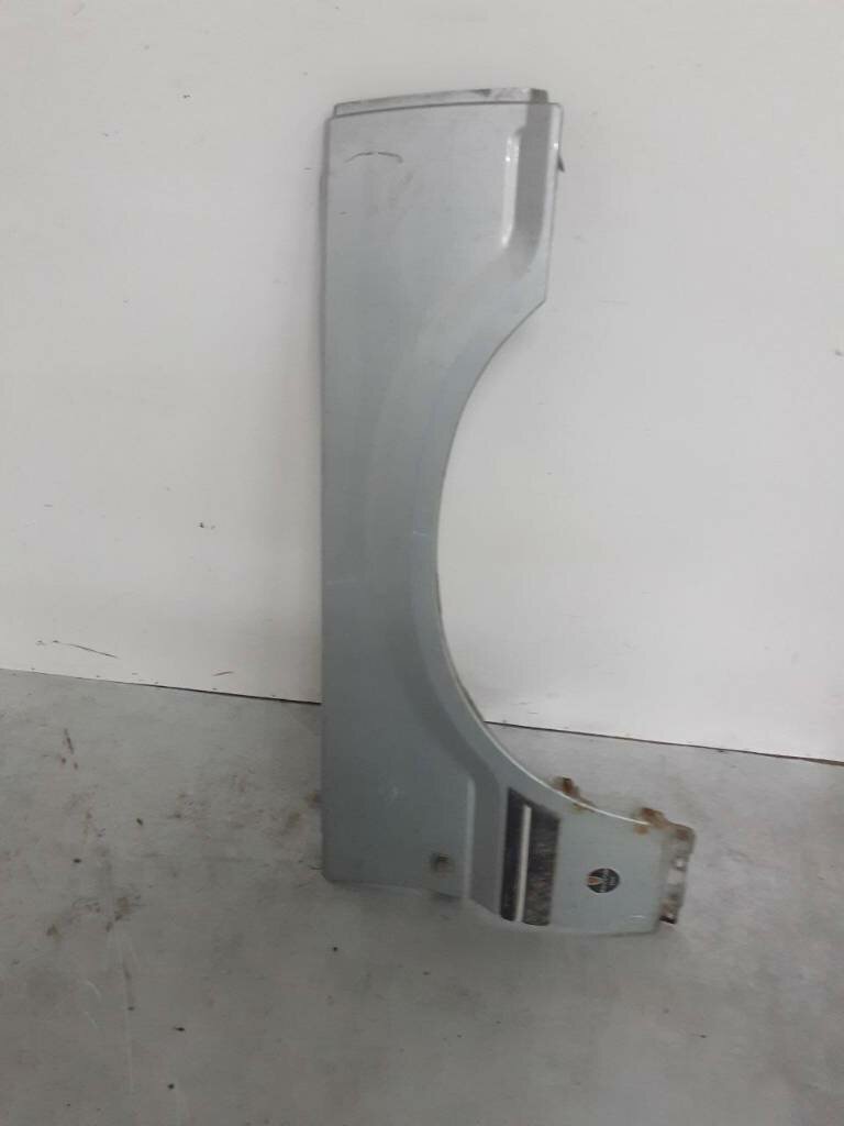 Крыло переднее правое Land Rover Range Rover 2 1998