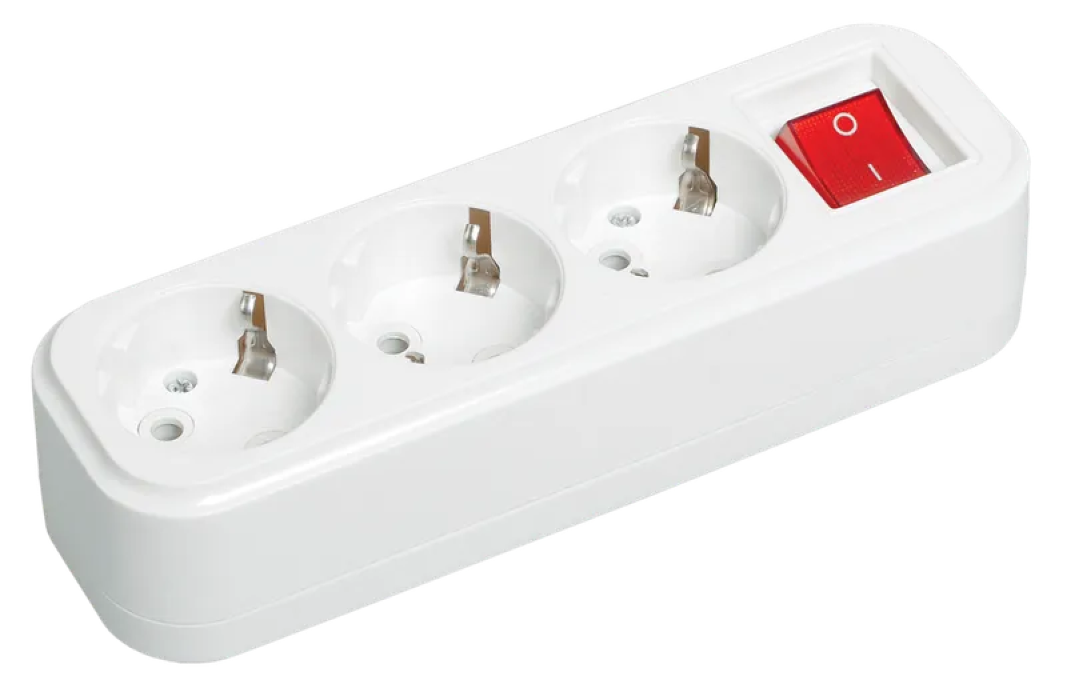 Блок розеток IEK / ИЭК Classic К03В 2Р+РЕ, 3 гнезда 16А 3.5кВт 250В с заземляющими контактами и выключателем, белый KYP11-16-03-00-ZK / колодка электрическая для удлинителя