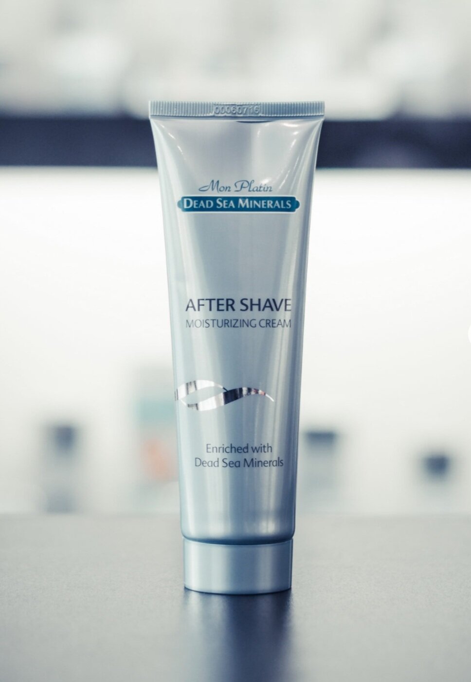 Увлажняющая эмульсия после бритья Mon Platin, 150 мл.
