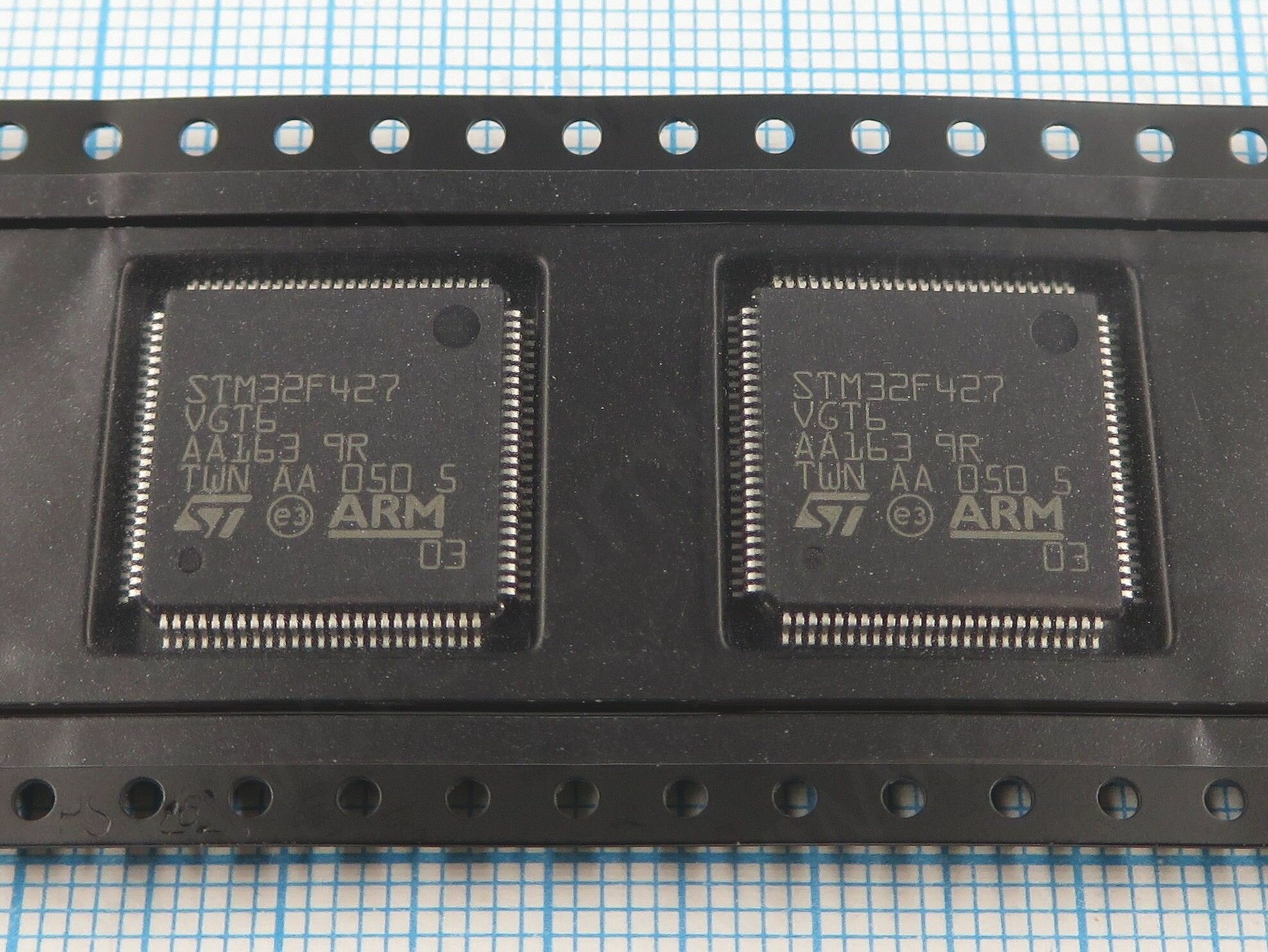 STM32F427VGT6 - Микроконтроллер — фото 1