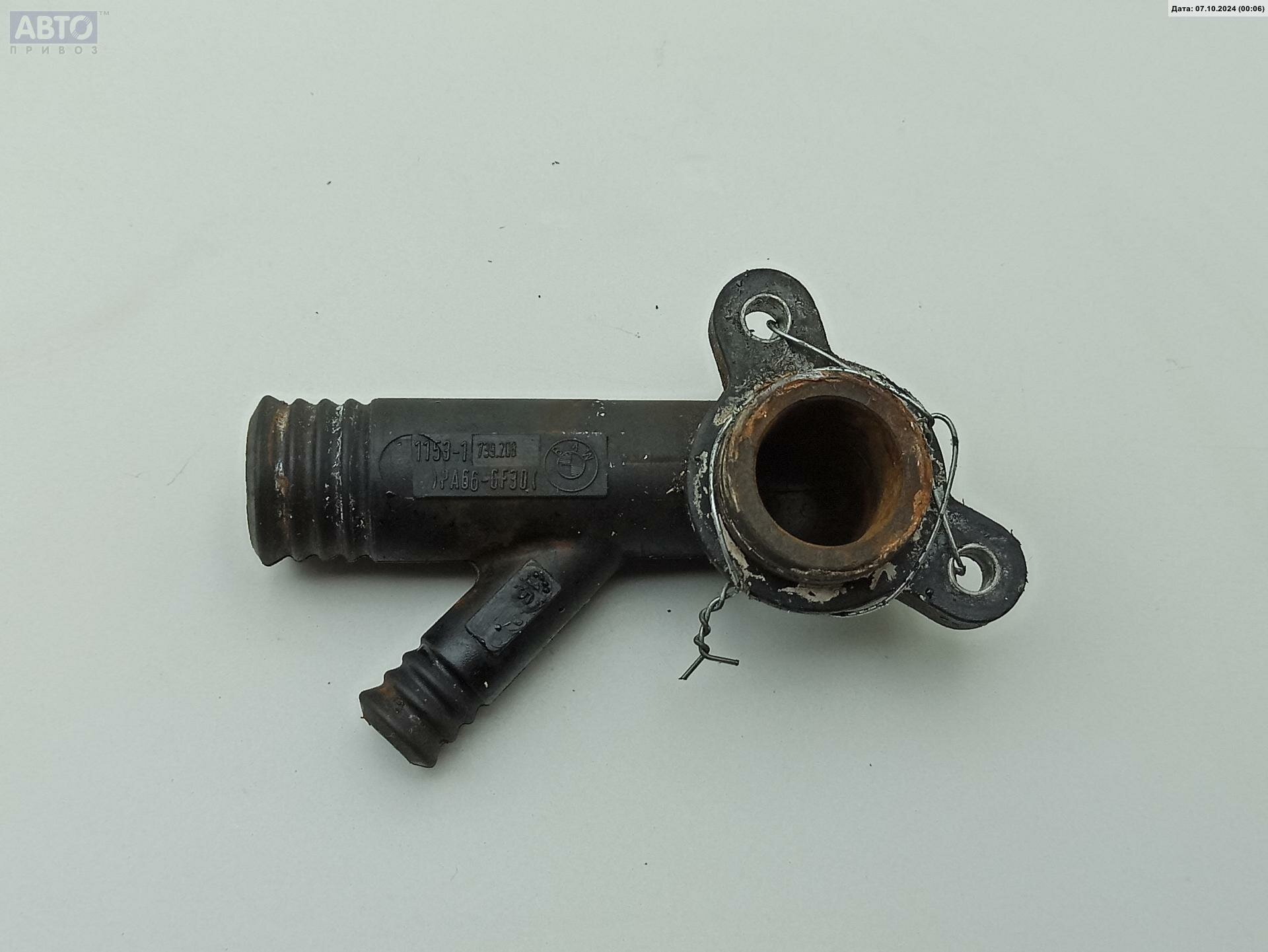 Фланец (тройник) системы охлаждения BMW 3 E46 (1998-2006)