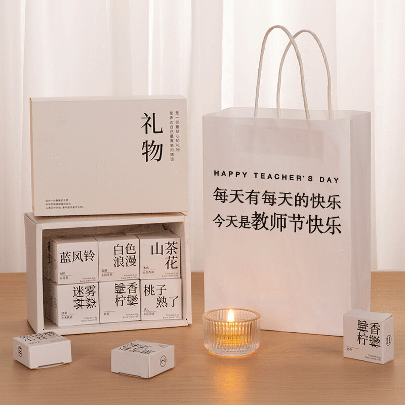 Рождественский подарок с скрытой поэзией в аромате, подарочная коробка с ароматическими свечами, высокая эстетическая ценность, сувенир, подарок на день рождения для девушки.