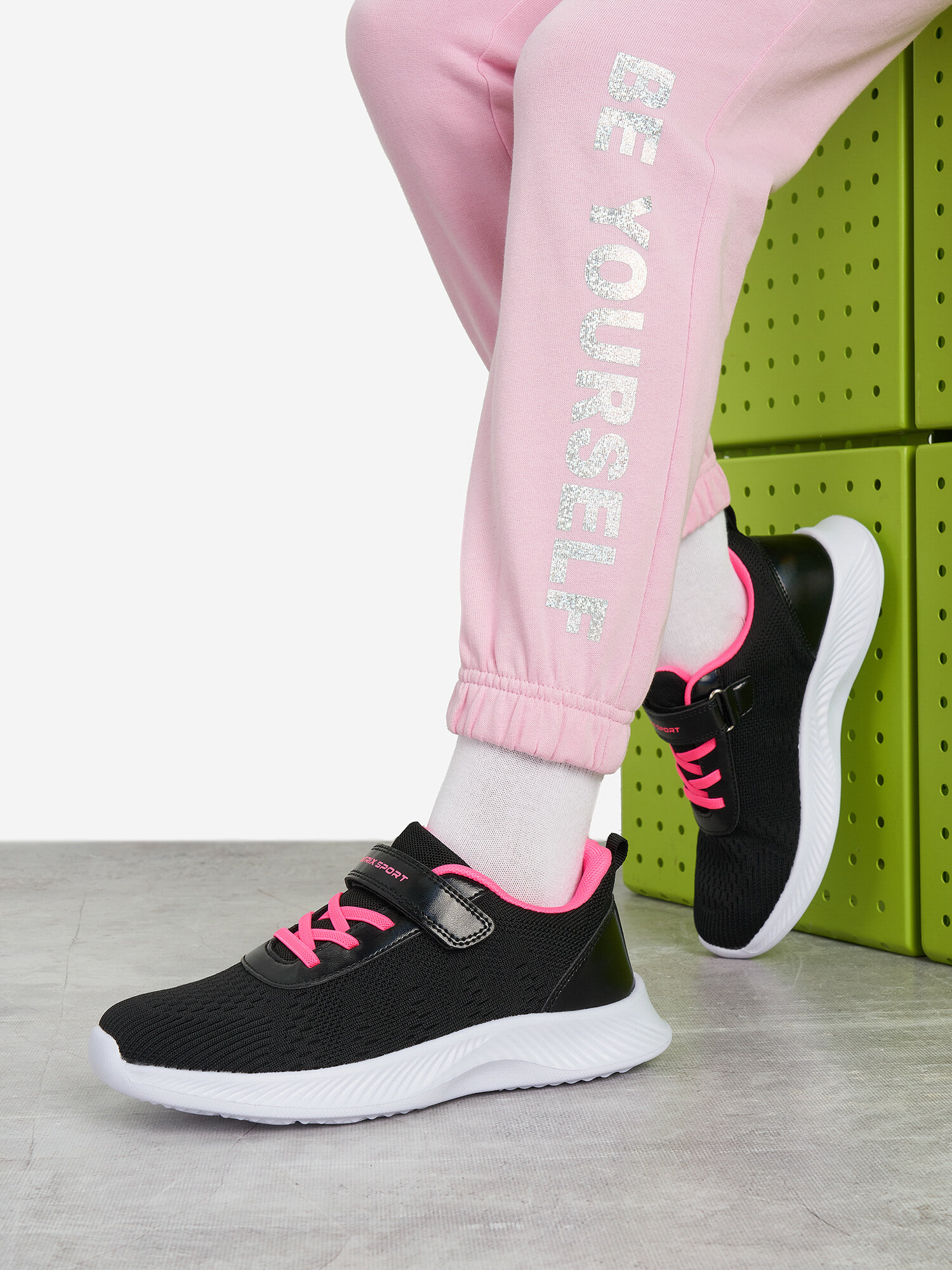 Кроссовки RISE