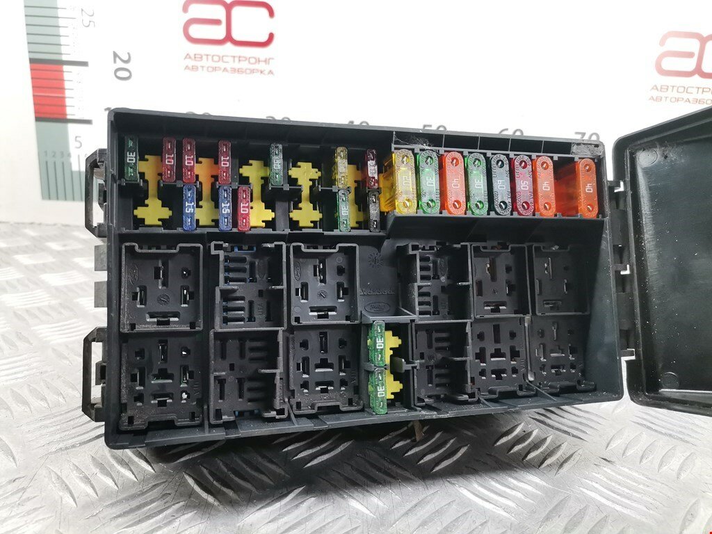 Блок предохранителей Ford Focus 1 1126245 арт. 986875
