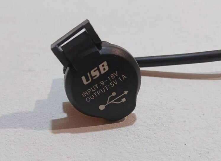 USB разъем Motoland R1 300