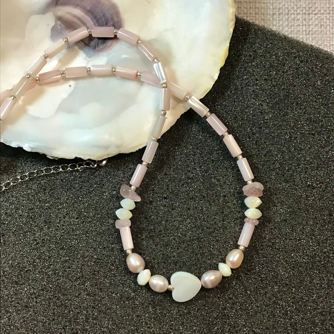 Чокер, перламутр