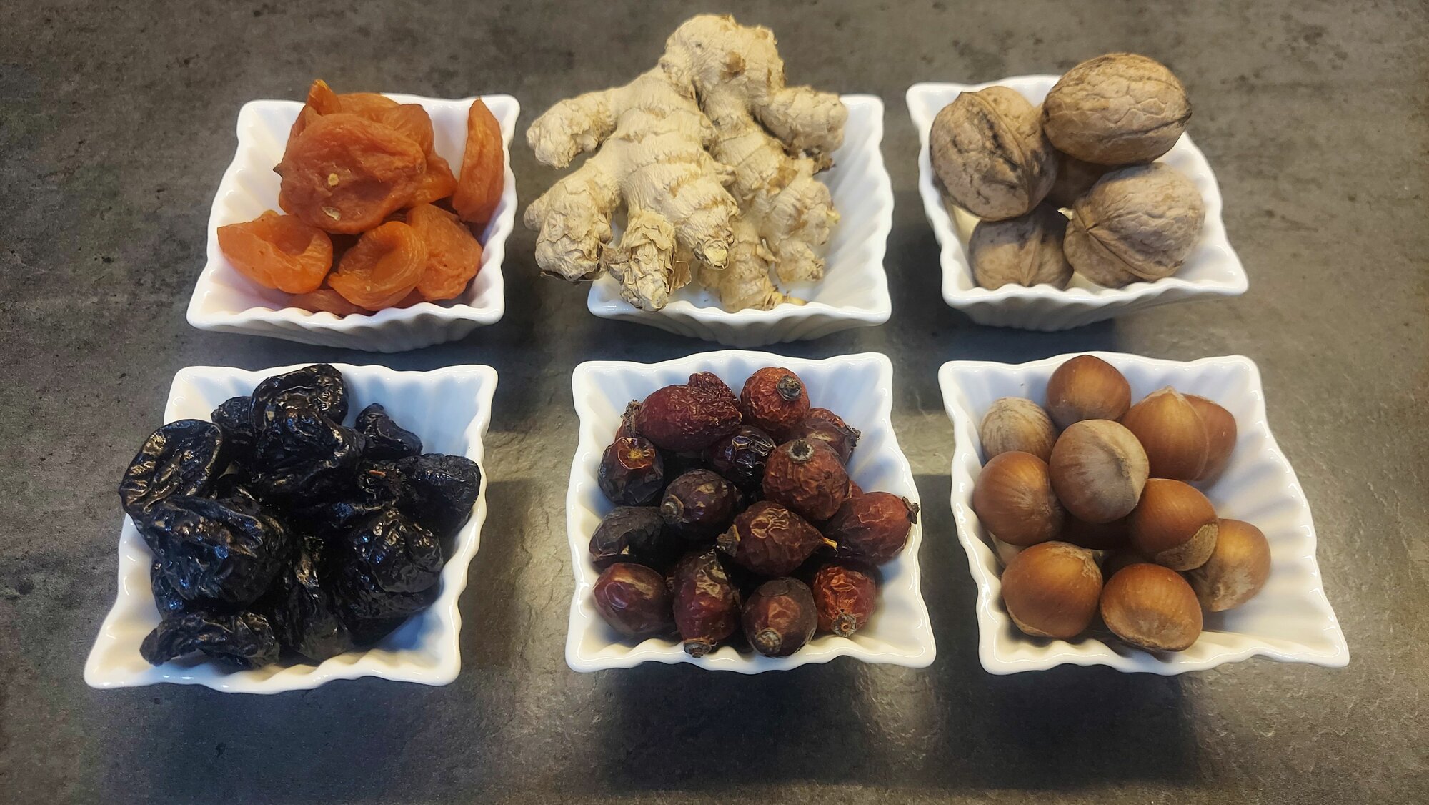 Соусник белый керамический, набор 6 шт, пиала для подачи и сервировки стола, емкость для соуса, соусница фарфор 70мл, креманка, кокотница для жульена, рамекин, квадрат рифл