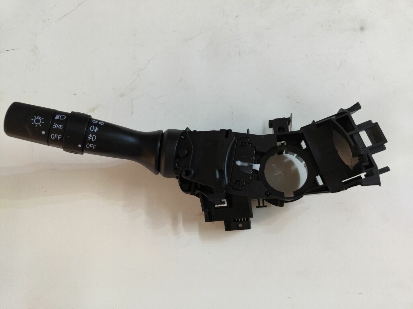 Переключатель подрулевой левый Chery Tiggo 5 (2014-2016) [2.0 16V CVT внедорожник] J333774110BA
