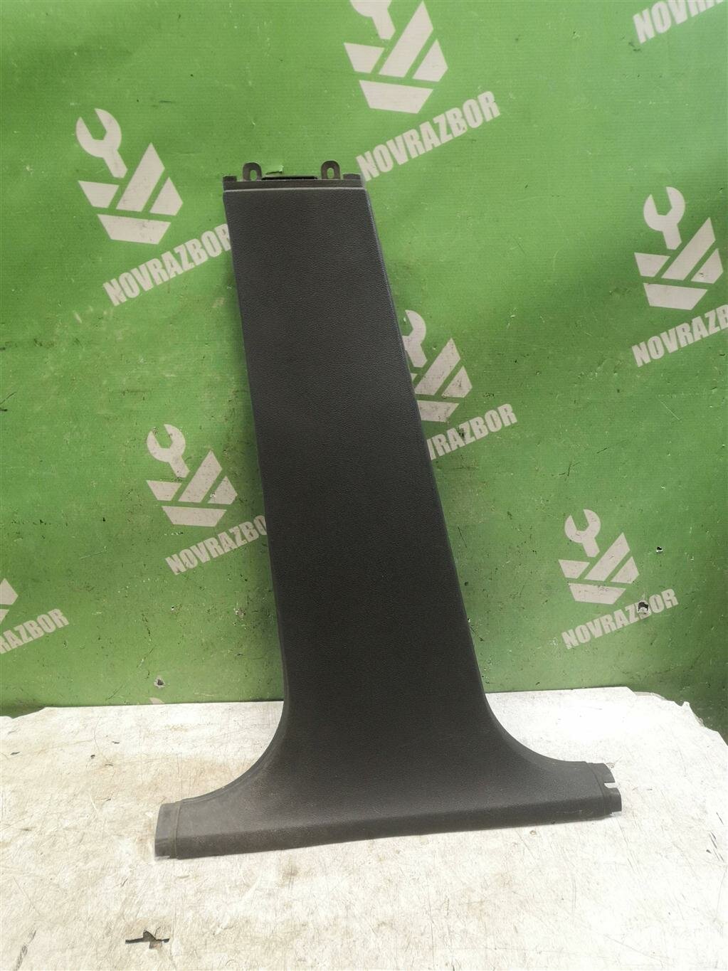 Обшивка стойки Ford Focus 2 05-08