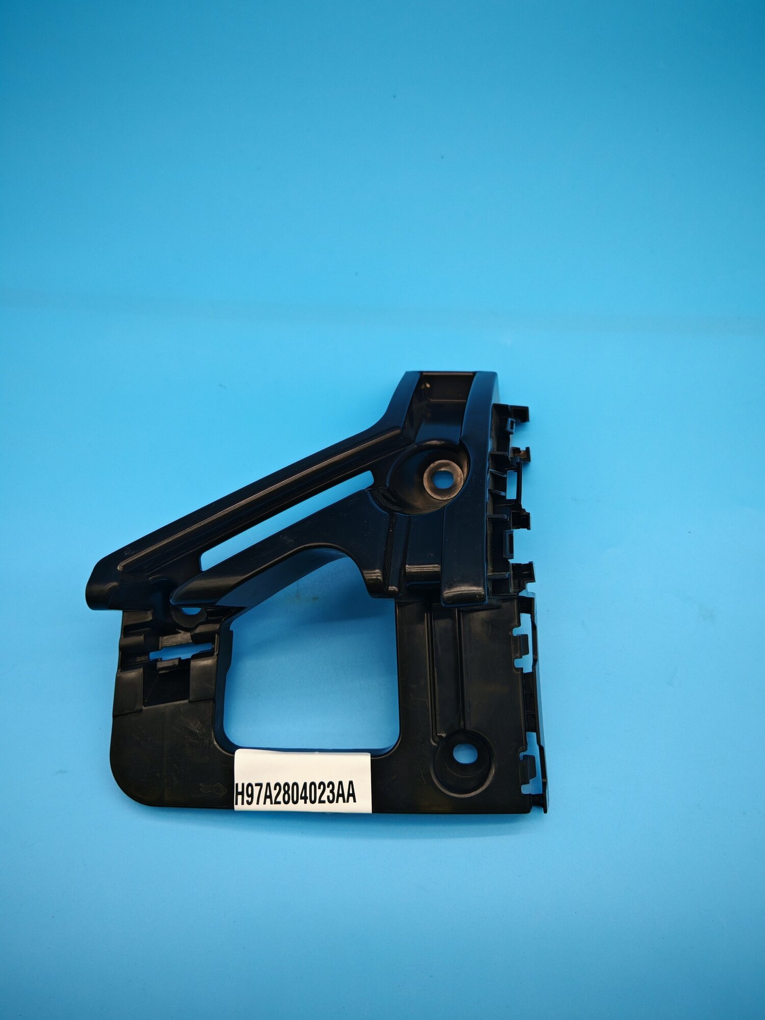 Voyah Кронштейн заднего бампер верхний Л Voyah Free 280414001